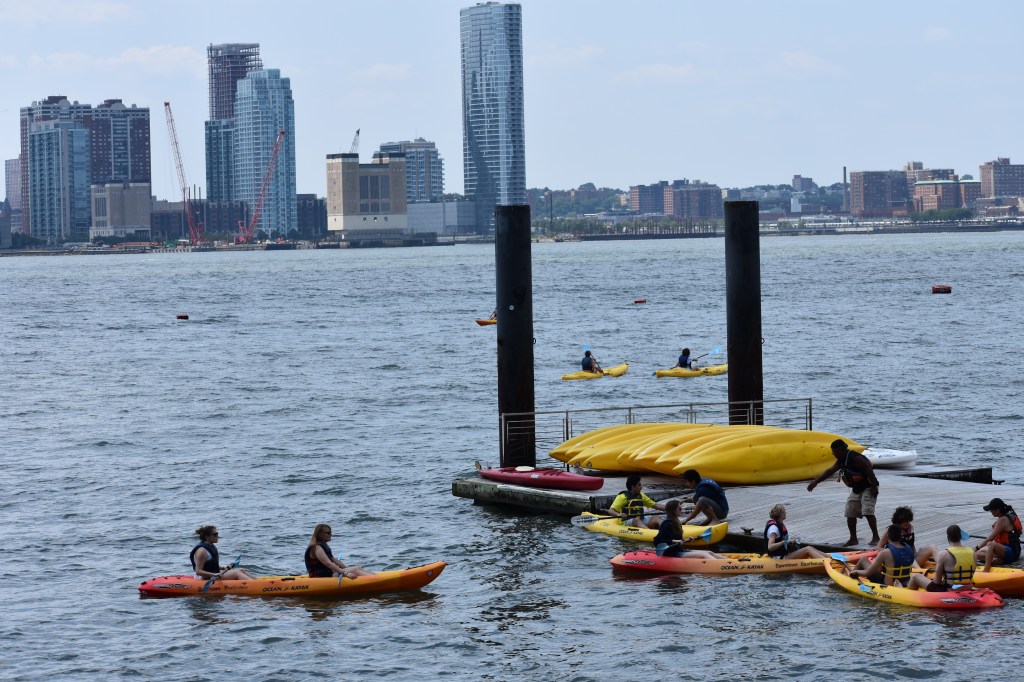 Free Kayaking on the Hudson, NYC – Tumbleweed Soul